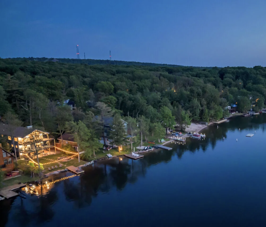 Book Lakefront Getaways at Lake Harmony | Pocono Mountain Rentals